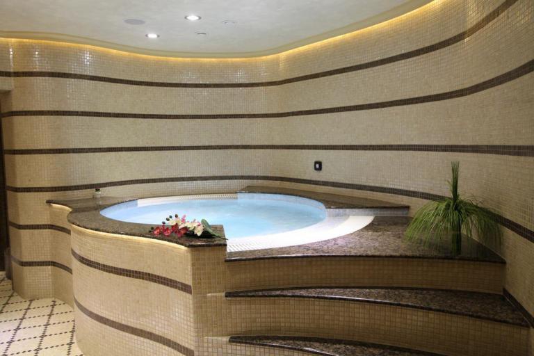Boutique Hotel Aqua View | BnBidea